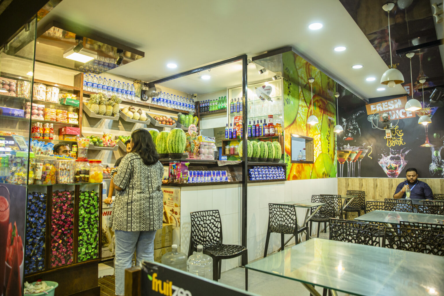 Dining – RTS Food Street